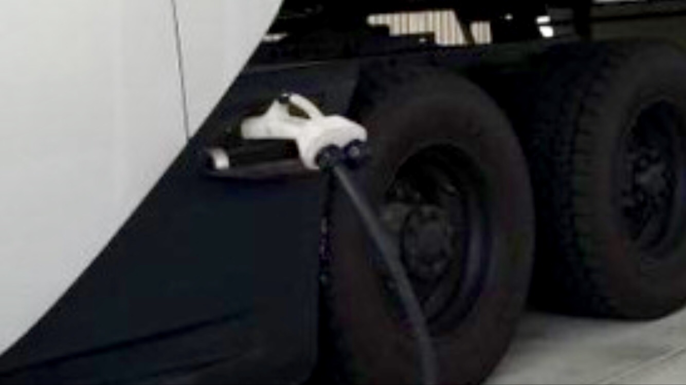 How to Supercharge a Tesla Semi – Electric Revs